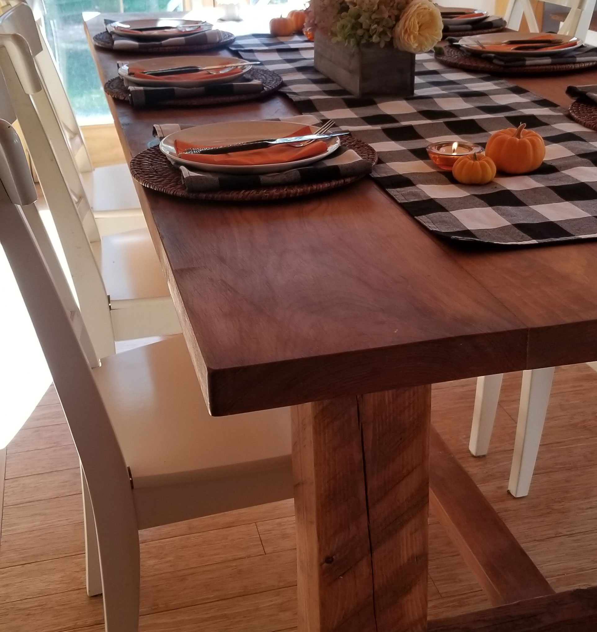 Rustic Farmer's Solid White Oak Dining Table - WoodworkingEntity